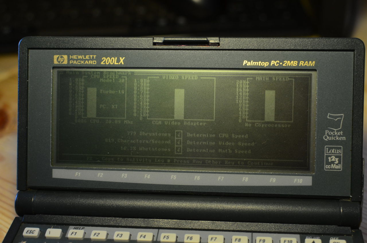 HP 200LX, opravdový počítač do kapsy | high-voltage.cz